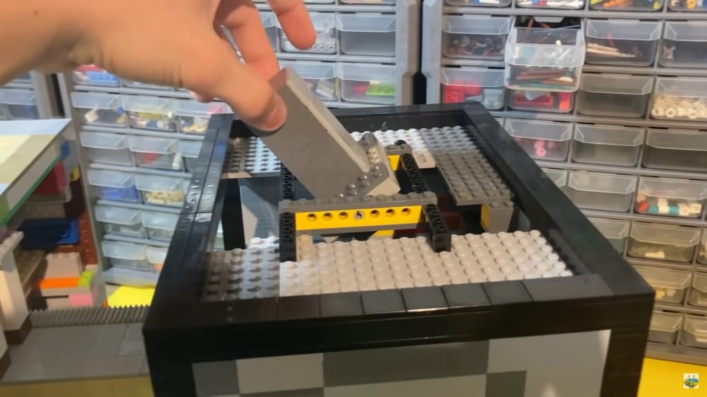 YouTuber tạo piston Minecraft từ Lego với gần 3 triệu view, trong khi ...